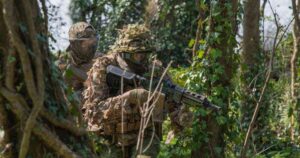 How to Camouflage Yourself – A Complete Guide – Future Army Officers